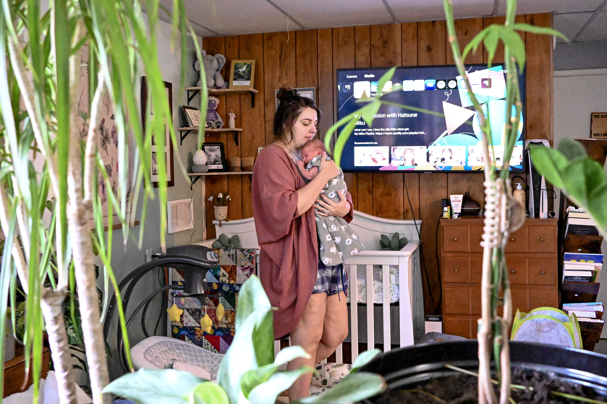 Documentary Photography - Nurtured Postpartum